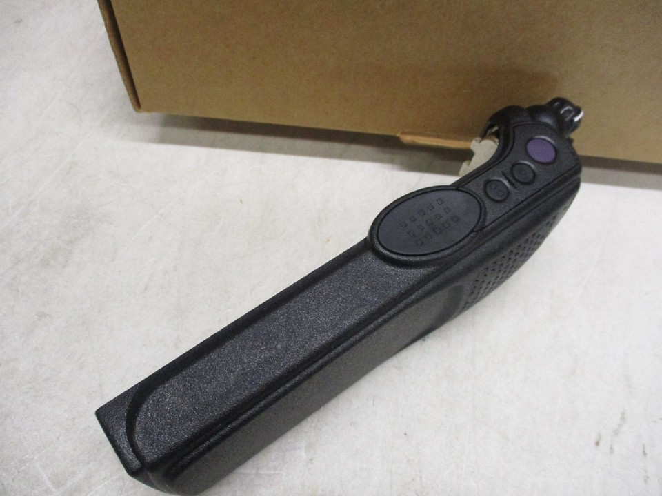 Motorola Astro XTS 5000 UHF R1 Digital Portable Radio No Battery | eBay