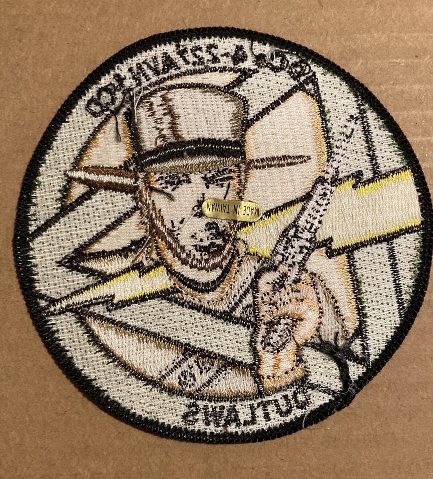 D Co 4-227 AVN 1 CD Outlaws Military Patch New | eBay