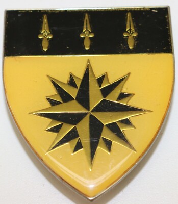 US Military Crest insignia yellow,black, gold 2 3/8"H x 1 15/16"W used ...
