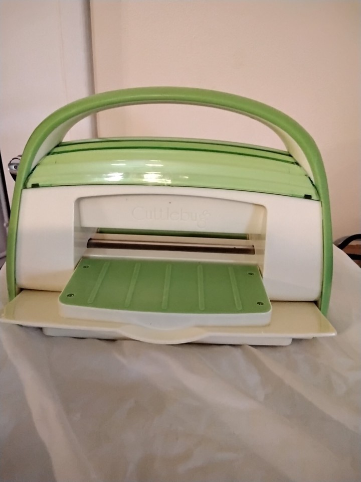Cricut Cuttlebug Manual Die Cutting & Embossing Machine | eBay