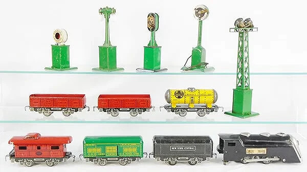 VINTAGE Marx O Tin Commodore Loco & Tender w/5 Car Freight Set ...