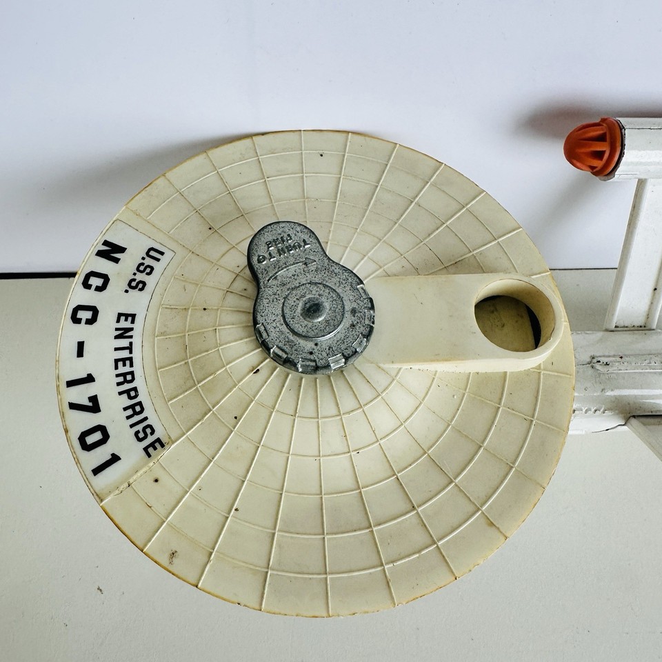 Meccano Dinky Toys 358 USS ENTERPRISE NCC 1701 Star Trek 1976 Diecast ...