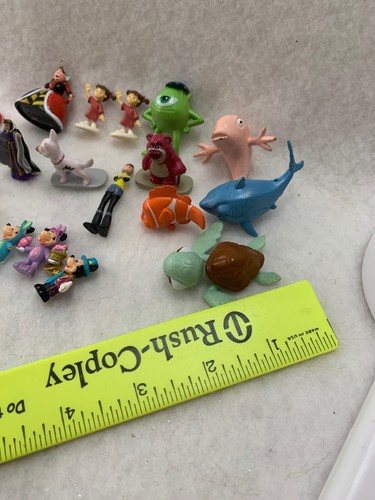 Disney Pixar 1”-2” figurs mickey boo mike nemo queen incredabls Lot | eBay