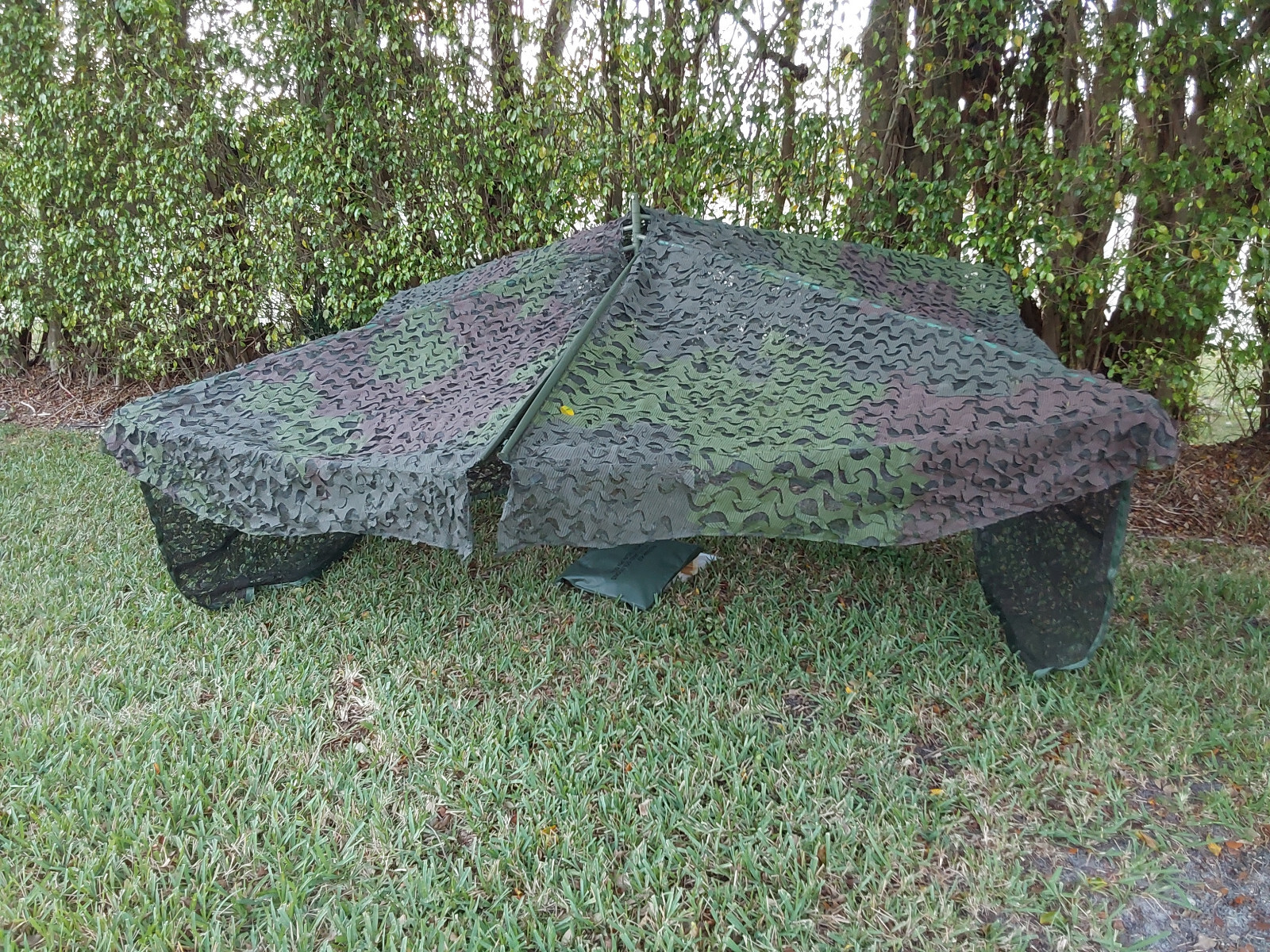 US MILITARY CAMO NETTING - WOODLAND - SAAB SOLSCONS Umbrella CAMO Set ...