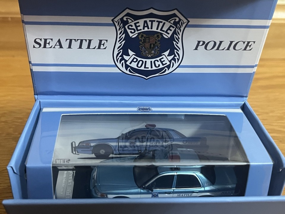 Rollin 1:64 Seattle Police Department Ford Crown Victoria P71 HEC Rare ...