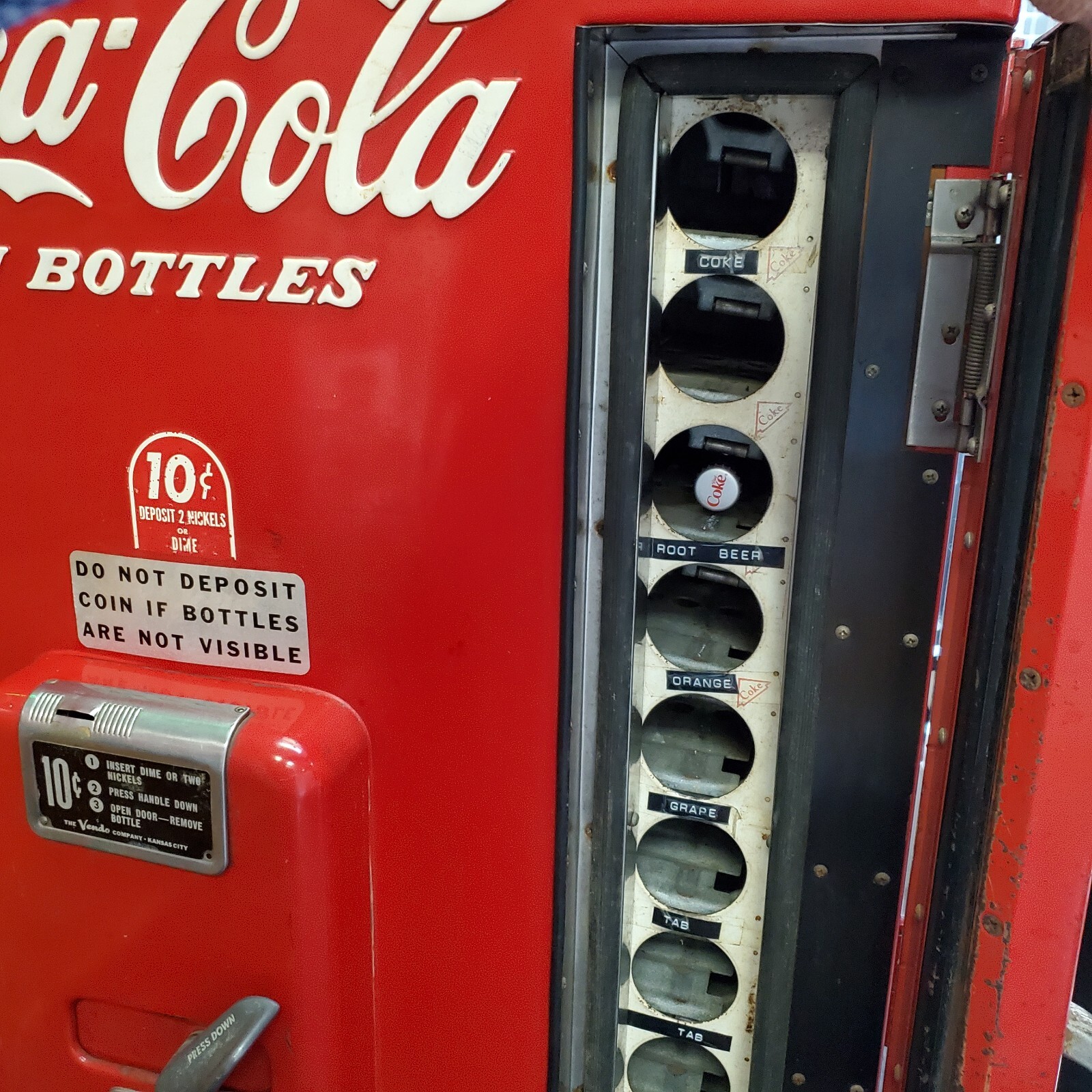 Coca Cola Vending Machine 1954 Original Paint Works Great 10 Cent ...