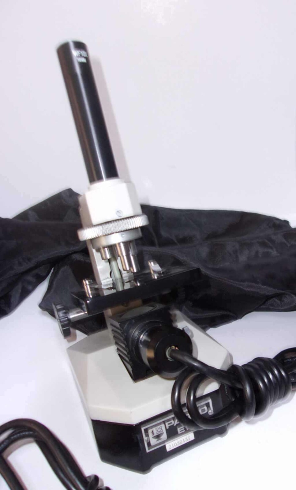 Lot of 2 Parco EPS T-15XW LIGHTED COMPOUND Microscopes 3 Powers ...