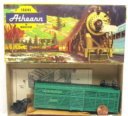 Athearn HO Model Train Car 1776-1:49 ATSF Green Stock Car Kit 50656 ZF1 ...