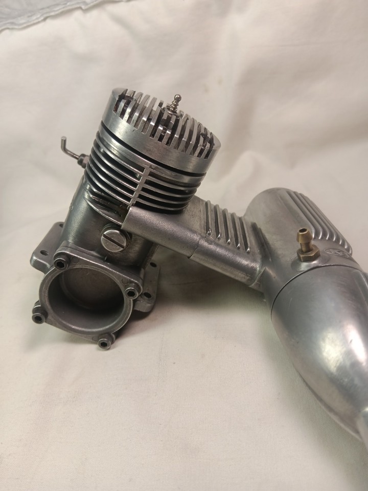 K&B .61 R/C Nitro Plane Engine W/ Carb & Muffler Great Comp & Cond ...