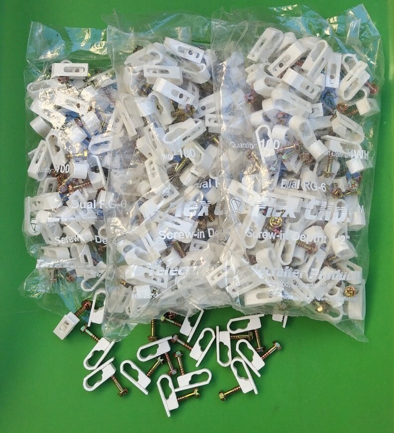 (3x100) TeleCrafter D4WH Dual RG-6 Flex Screw Clips, Screw-In Depth 1/2 ...