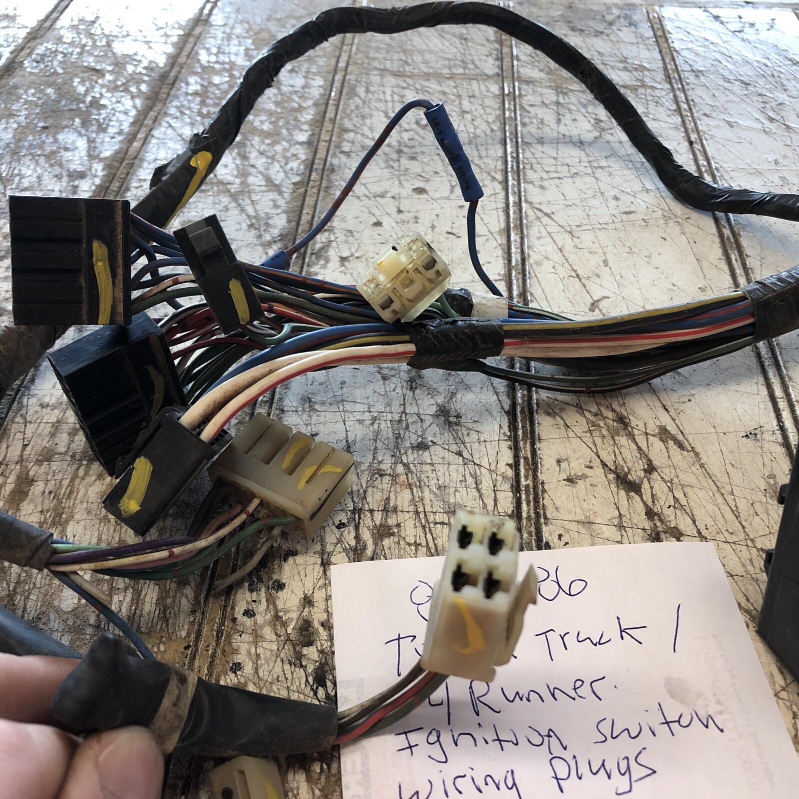 1985-1986 Toyota Truck / 4Runner 22R 22RE Ignition Switch Wiring ...