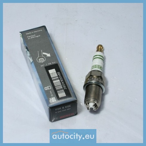 Bosch 0 242 240 587 FGR6KQE Spark Plug | eBay