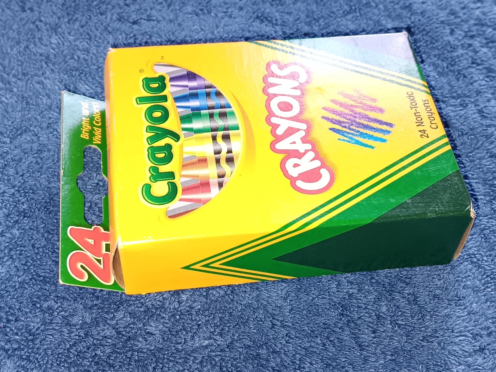 VTG Crayola Crayons 24 Ct RETIRED Colors 2002 NOS USA Binney & Smith ...