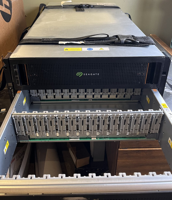 SEAGATE SP-2584 1016437-07 BAY HIGH DENSITY SAS STORAGE ARRAY DISK ...