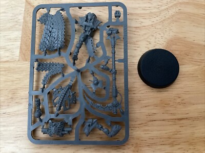 Warhammer 40k Necron Overlord with Resurrection Orb No box | eBay