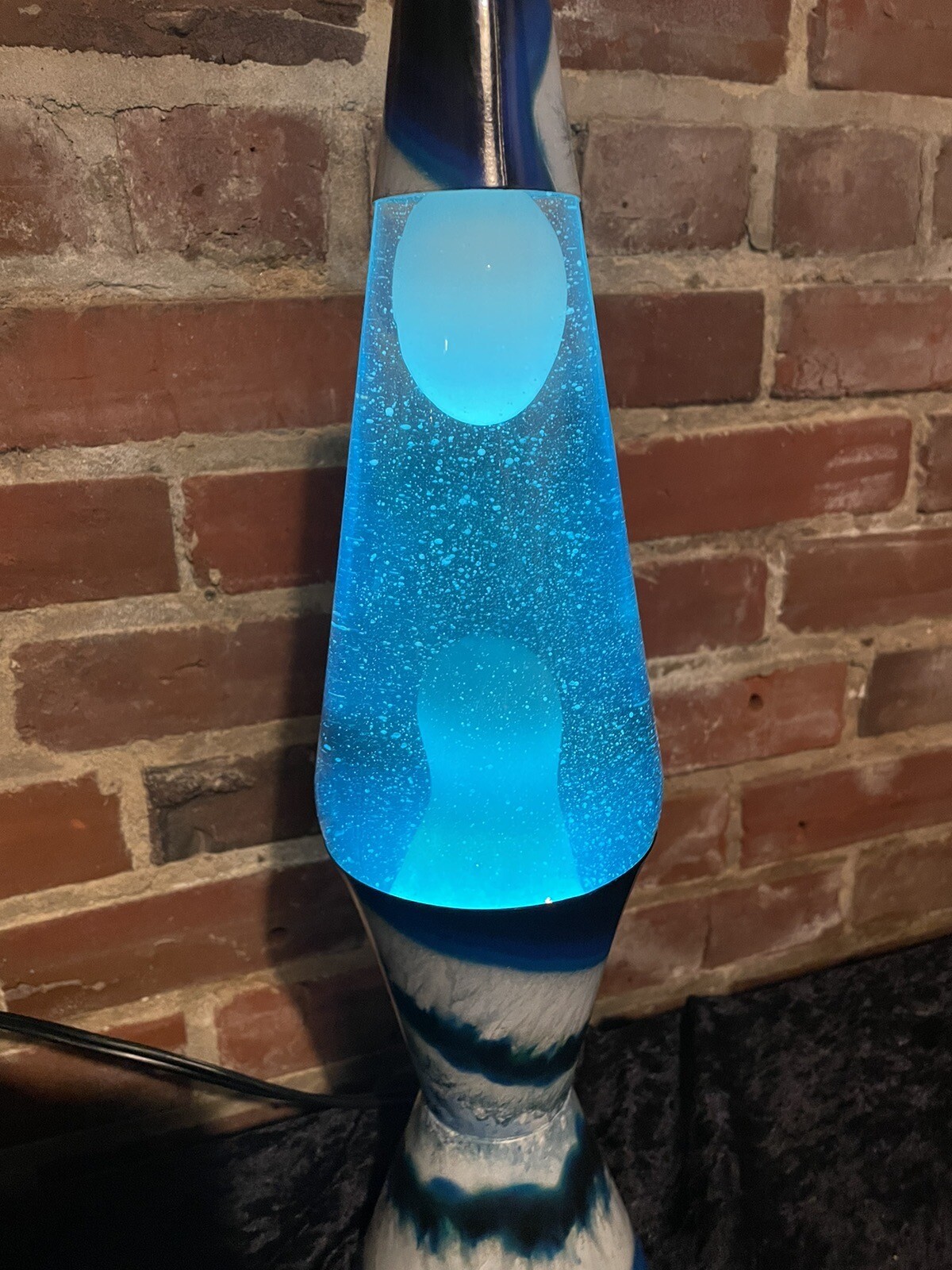 Blue/White Ocean Waves Schylling The Original Lava Lamp 14 1/2" Tall ...