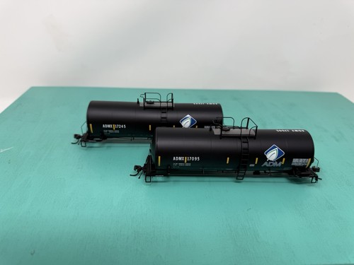 Atlas HO - 17,600 Corn Syrup Tank - No Trucks/ Package - ADM Set Of 2 ...