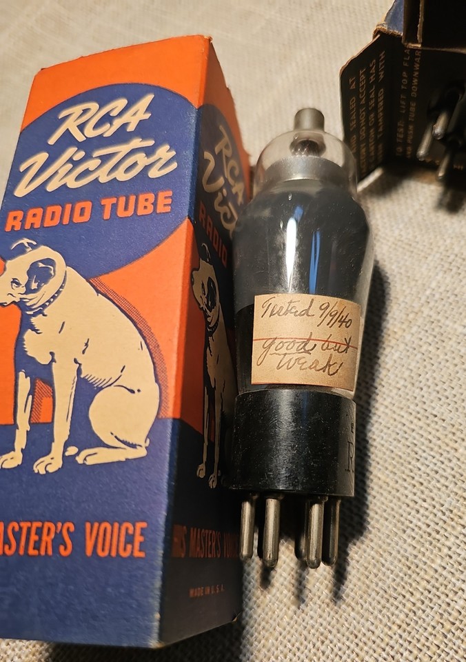 Estate lot of vintage RCA Victor radio tubes, all in original “His ...