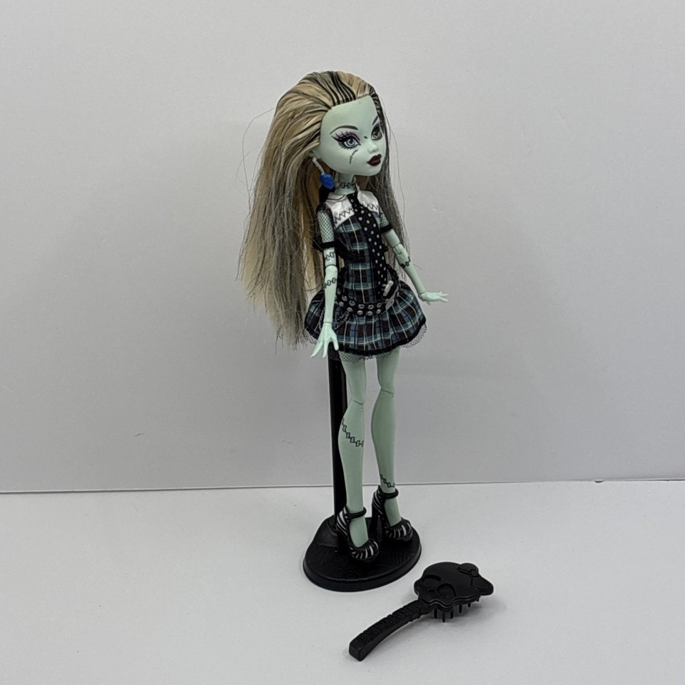 Monster High Frankie Stein Signature G1 Black Elastic With Stand And ...