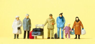 Travellers Winter Clothing (6) Standard OO/HO Scale Preiser 14038 | eBay