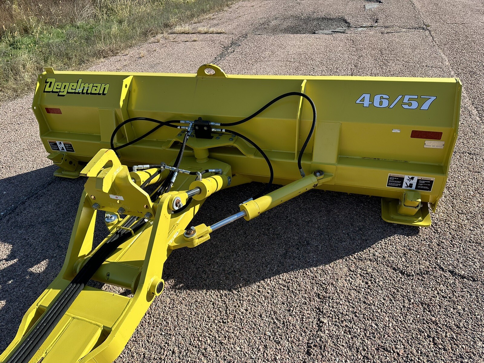 Degelman 10-46/57 Bulldozer blade, 4600/5700 10' tractor snow plow ...