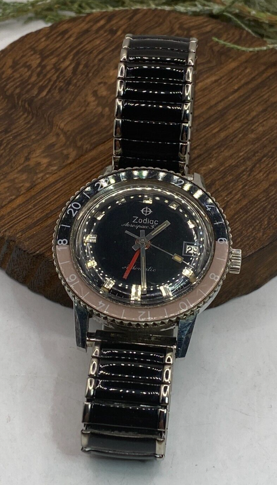 Vintage Zodiac 60s Aerospace GMT Automatic Black Bezel Silver Dial men ...