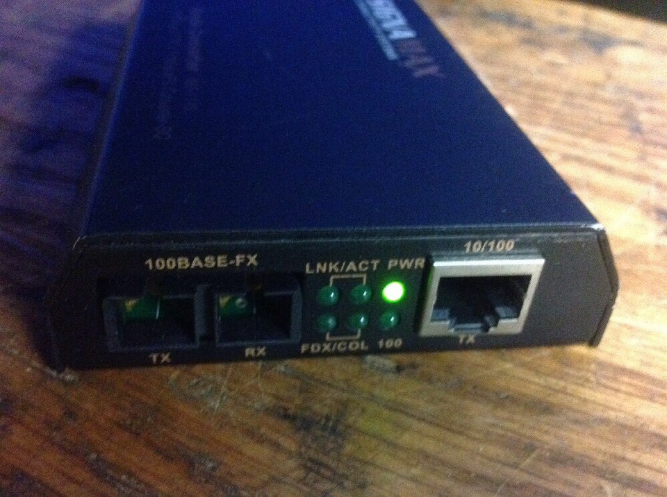 Signamax Connectivity Systems Media Converter 065-1110 | eBay