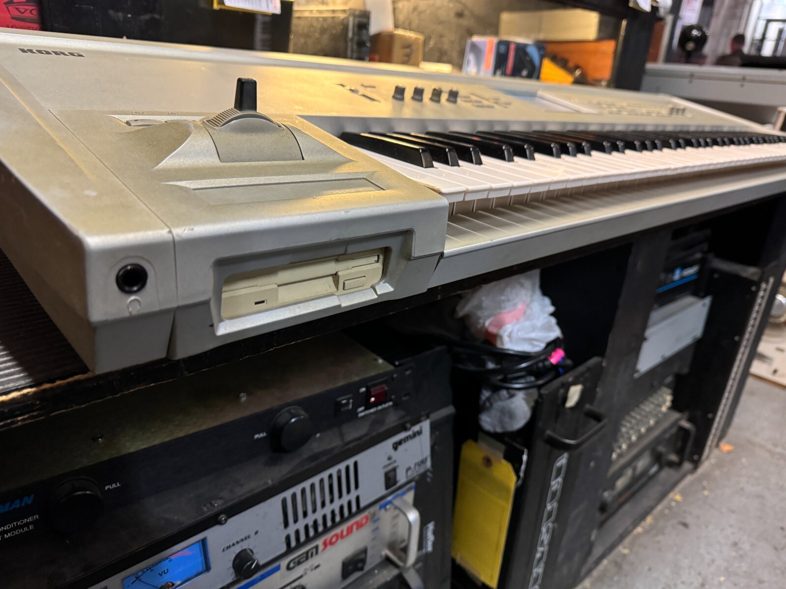 Korg Triton Pro 76 key Workstation Synth /keyboard /16m/Clean ARMENS | eBay