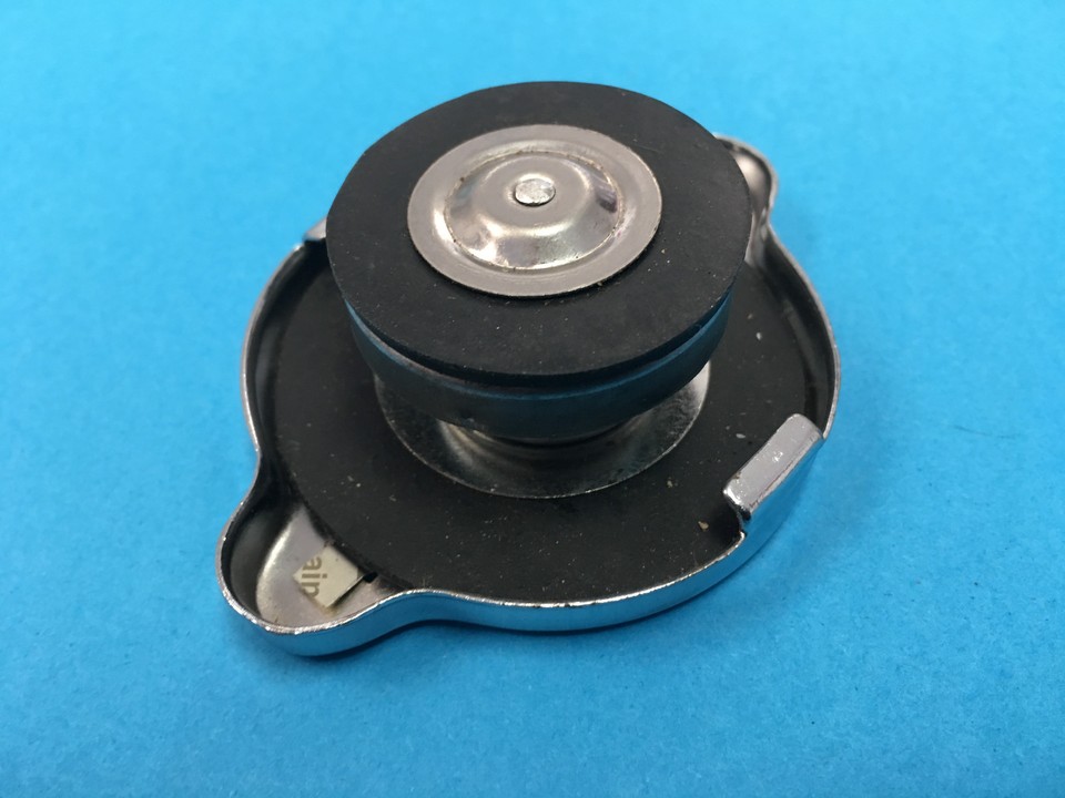 Fits Ford Backhoe Tractor Radiator Cap 7 PSI 530 553 555 655 665 755 ...
