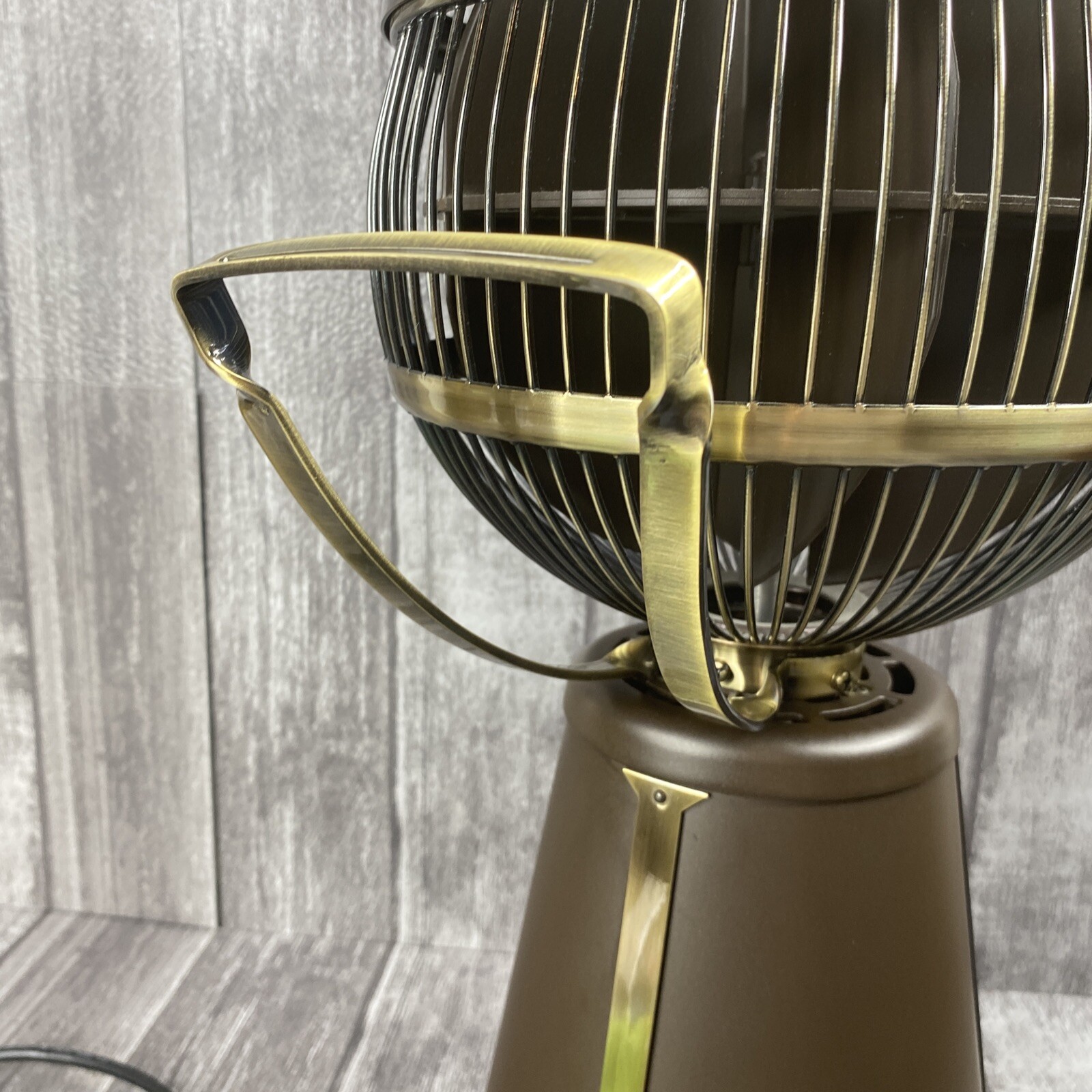 Fanimation Fargo Fan Desktop Table Bronze 3 Speed 360 Degree Globe ...