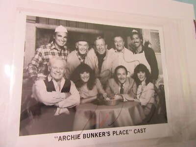 ARCHIE BUNKER'S PLACE CAST PHOTO w CARROLL O'CONNOR undated Press Photo ...