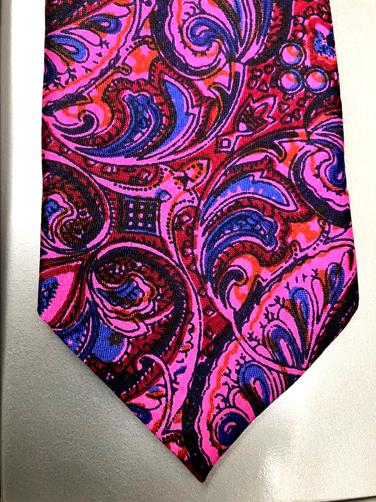 *NEW* 100% Pure Silk Classic Paisley Tie: Made in India | eBay