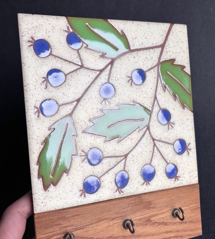 Besheer Art Tile Blueberry Key Holder Blueberries Leaves 8" x 6" | eBay