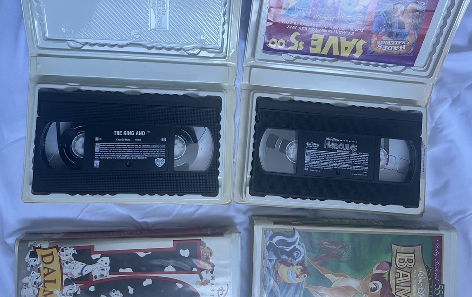 Disney VHS Lot of 10: Peter Pan, Mulan, Hercules, Bambi, Snow White ...