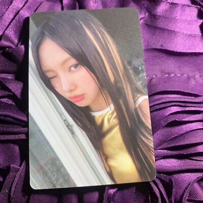 Hyein NEWJEANS SKY BLUE Edition Celeb K-POP Girl Photo Card Golden Wink ...
