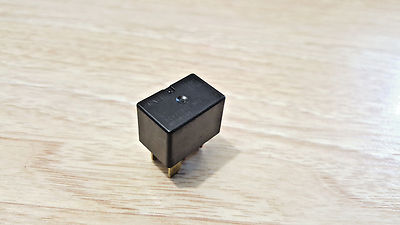 Mitsubishi Horn Starter Relay nais MR588567 acv31212 mo7 1b811 | eBay