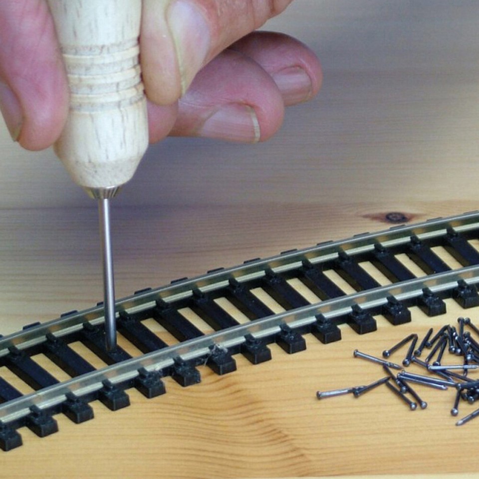 Bachmann Modelmaker MM024 Pin Nail Pusher w/100 Pins for Dollhouses ...