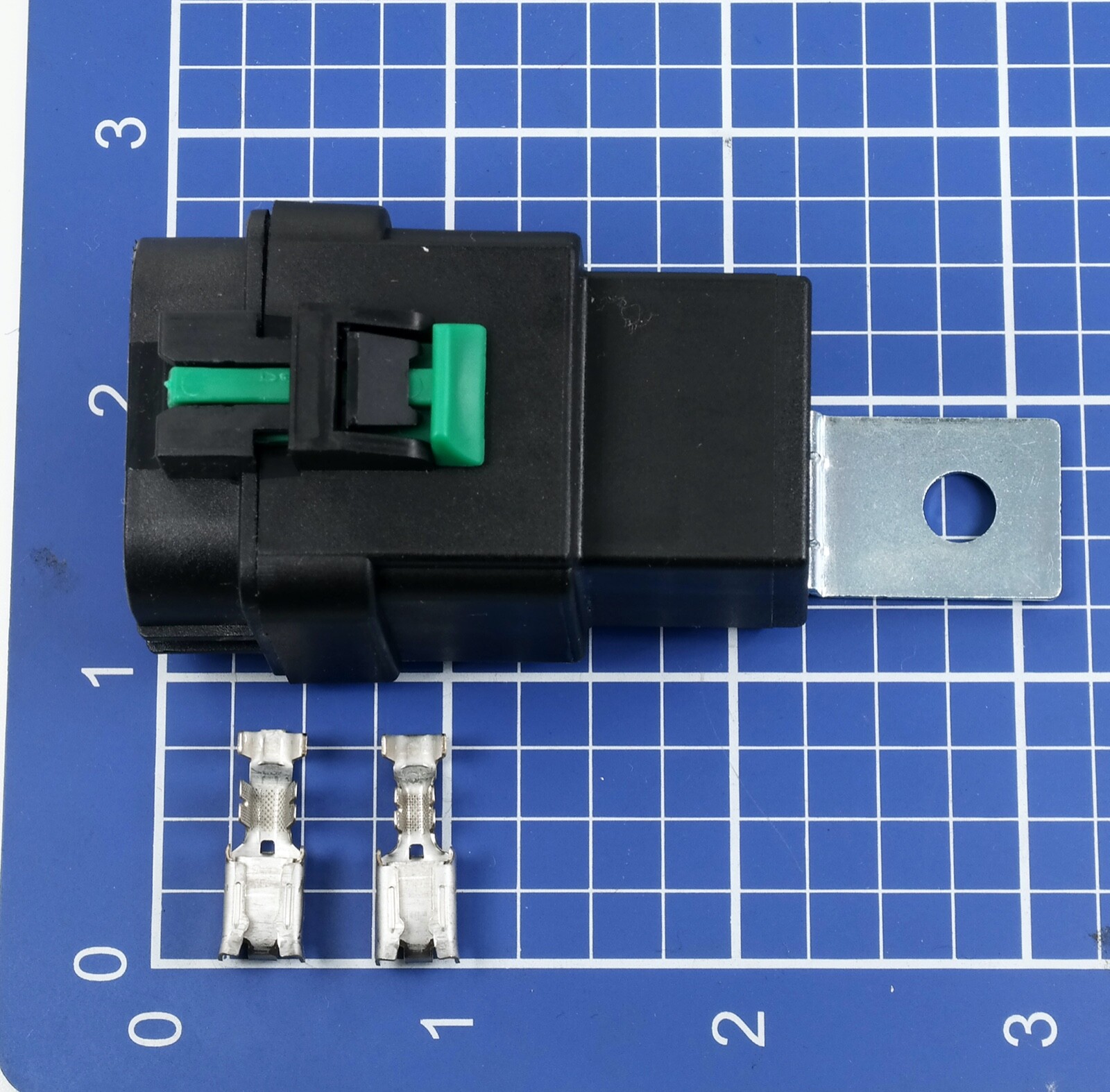 Delphi 50/30 Amps Weatherproof Automotive Relay & Socket Kit | eBay