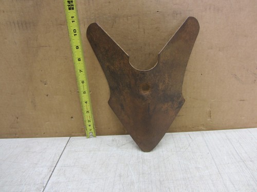 VTG CULTIVATOR MIDDLE BUSTER SHOVEL POTATO DIGGER PLOW POINT FURROW ...