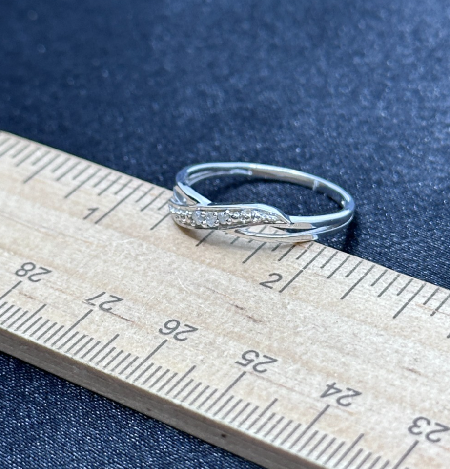 Sterling & Diamond Gemstone Ring- 1.6 Grams- Size 8- Vintage Estate ...