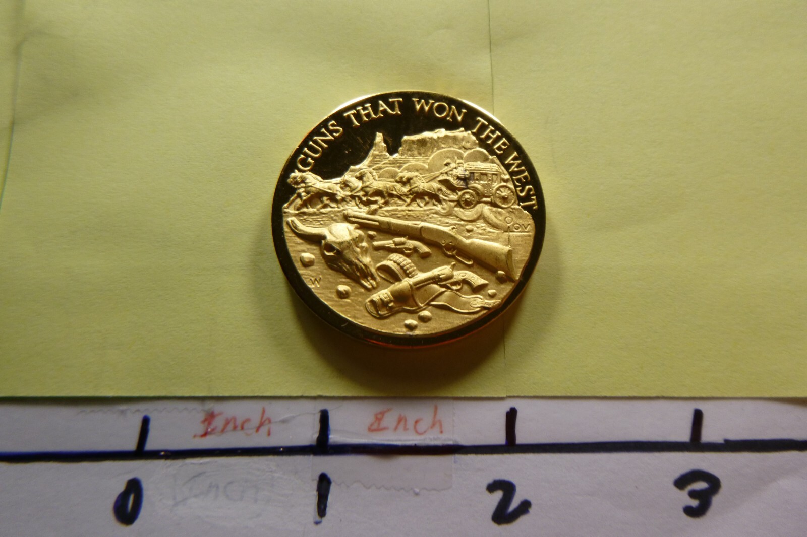 WINCHESTER REPEATING RIFLE COLT PEACEMAKER GUN OF WEST RARE SILVER GOLD ...