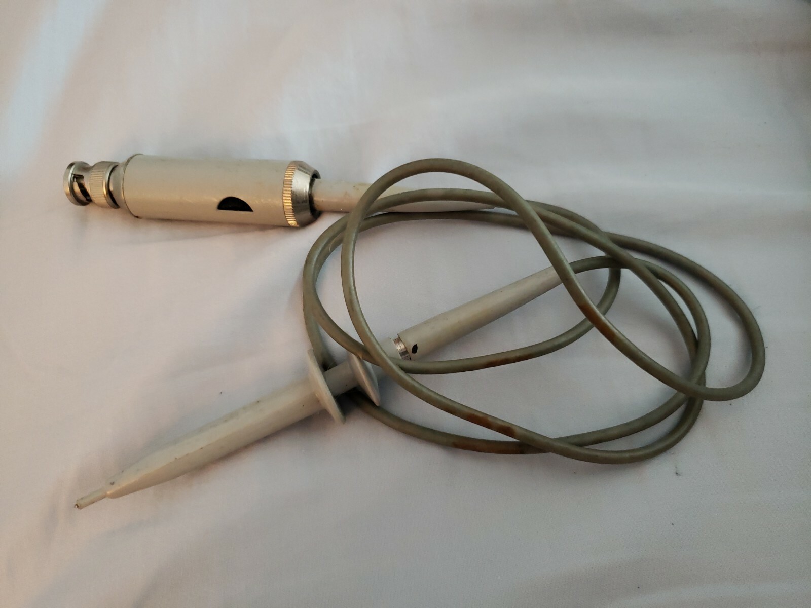 Hewlett Packard HP 10004A Voltage Divider Probe in Package for sale ...