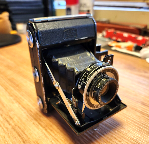 Vintage Zeiss Ikonta 521 w/ Novar lens, in good condition | eBay