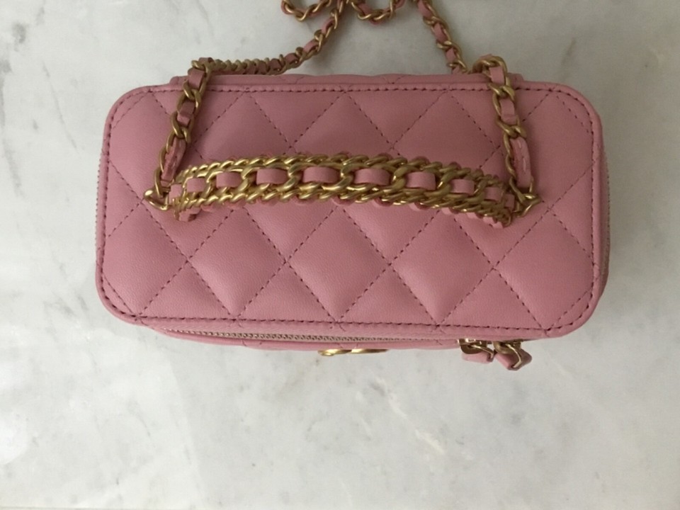 New CHANEL 22K Vanity Case Top Gold CHAIN Handle Barbie Pink Lambskin ...