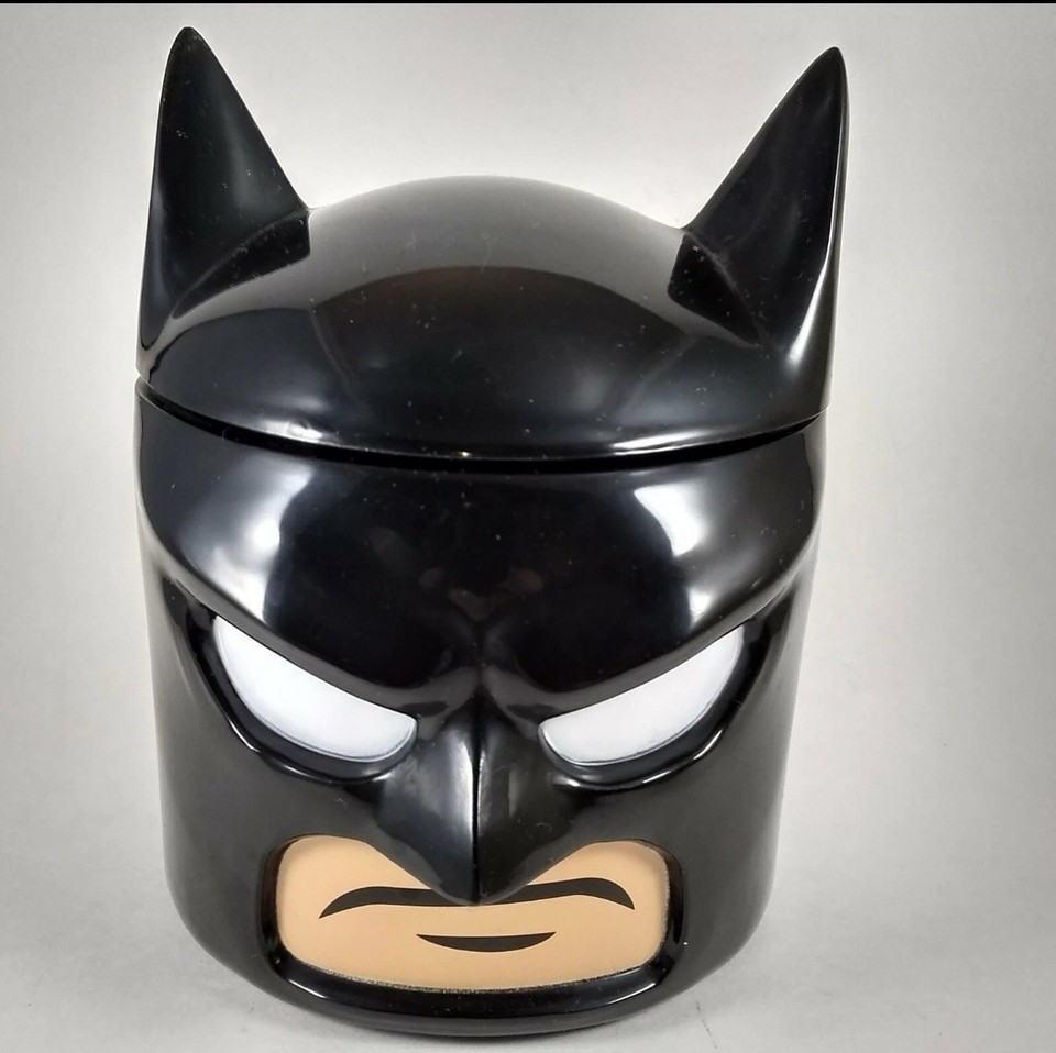 BATMAN LOOTCRATE 2017 LE zac! BATMAN Food Container & GOTHAM COLOR ...