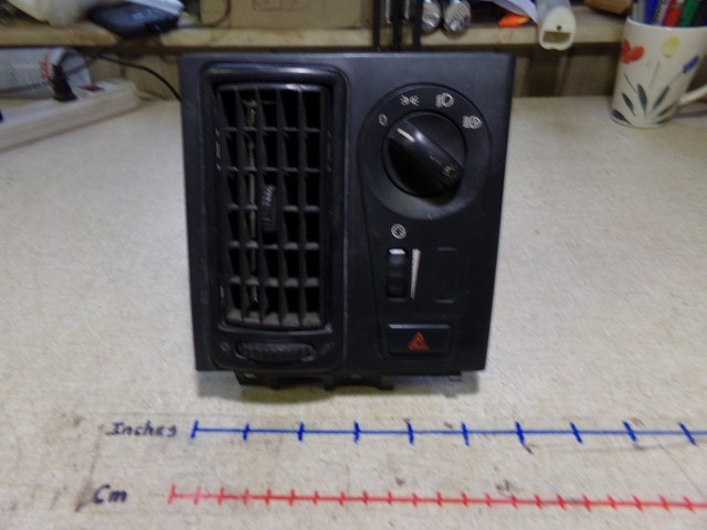 2017 Volvo VNL Headlight Switch 20953575P06 for sale online | eBay