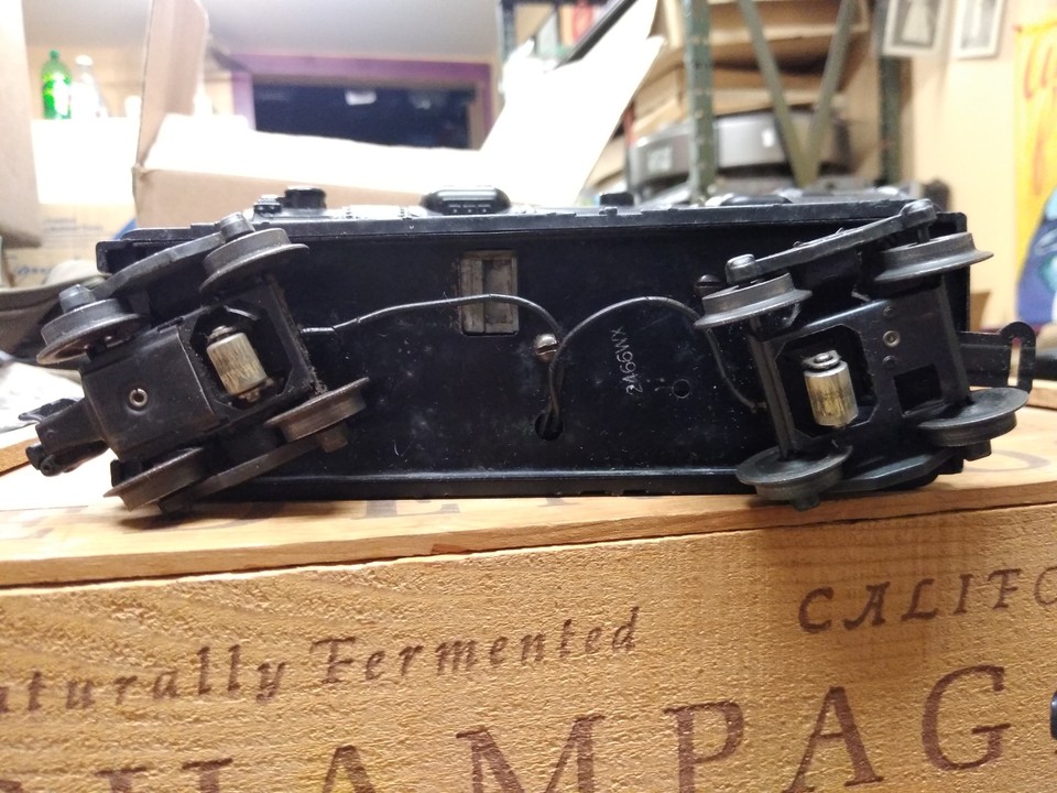 Vtg Lionel O Gauge 8304 Steam Locomotive Lionel Tender 2466 WX Railroad ...