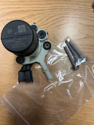 Ford AdBlue pump 2450799 | eBay