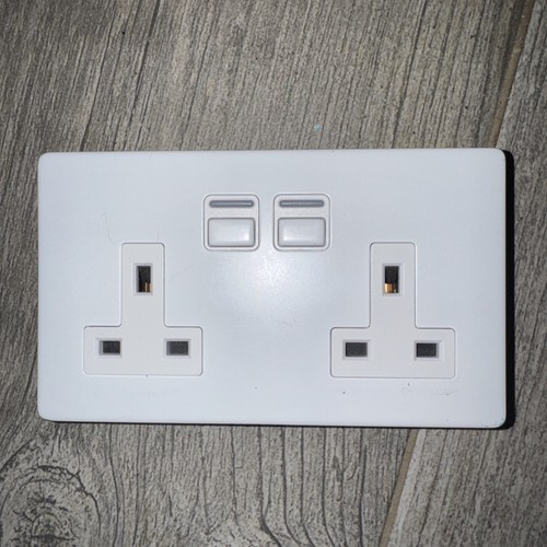 Lightwave RF L42 Smart Plug Socket - White - 2 Gang | eBay UK