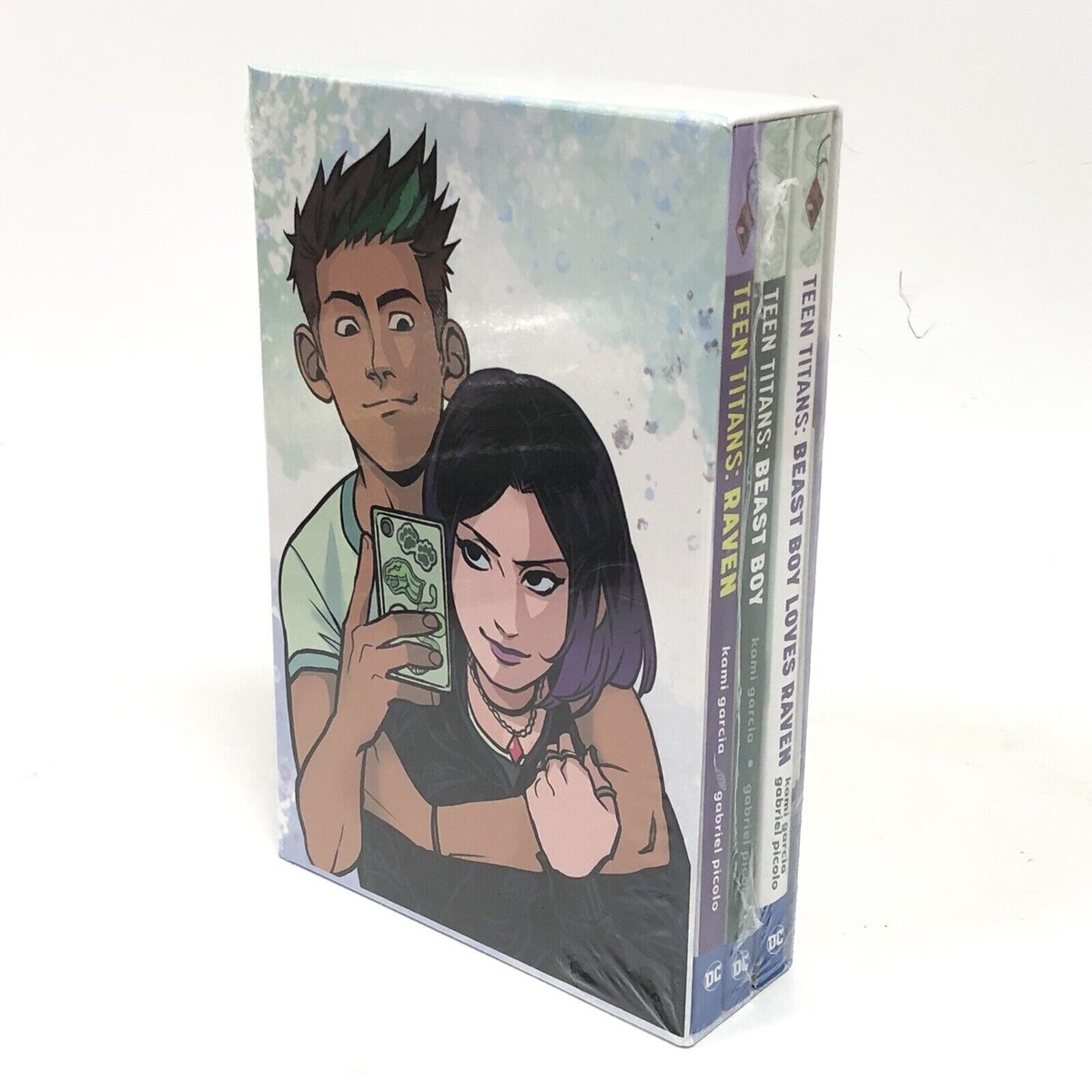 Teen Titans Raven And Beast Boy